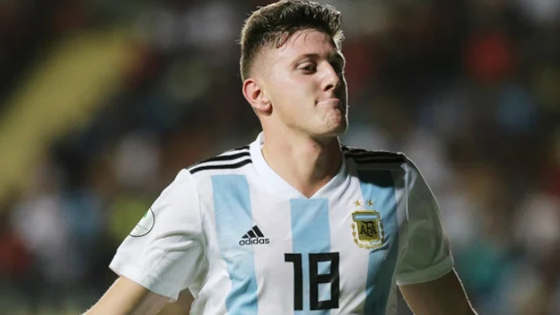 Centroavante argentino Adolfo Gaich é oferecido ao Inter