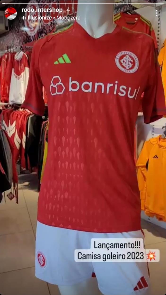 Vaza imagem de nova camisa do Inter