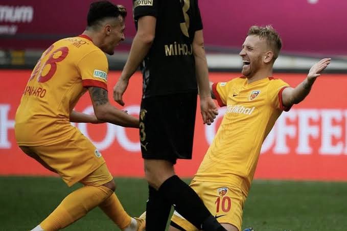 A dupla do futebol turco que será reeditada no Internacional