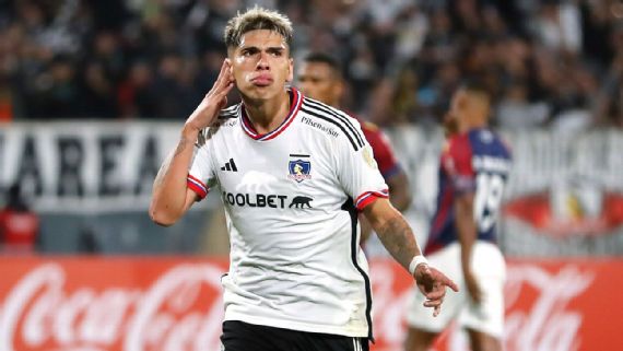 Carlos Palacios volta a ser destaque no Chile; confira