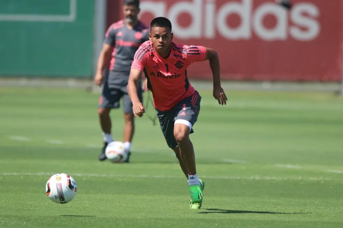 Site revela saída encaminhada de Lucas Ramos para time europeu