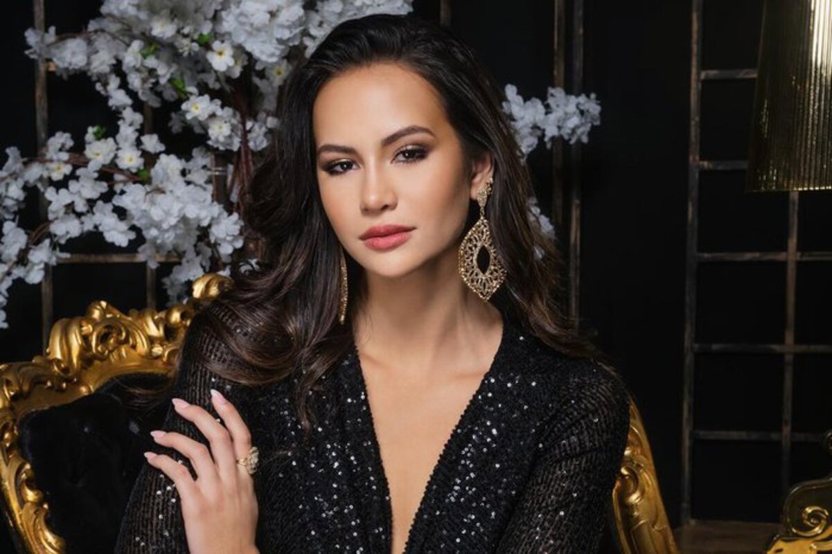 Miss Brasil detalha o amor pelo Inter: "meu coração é vermelho"