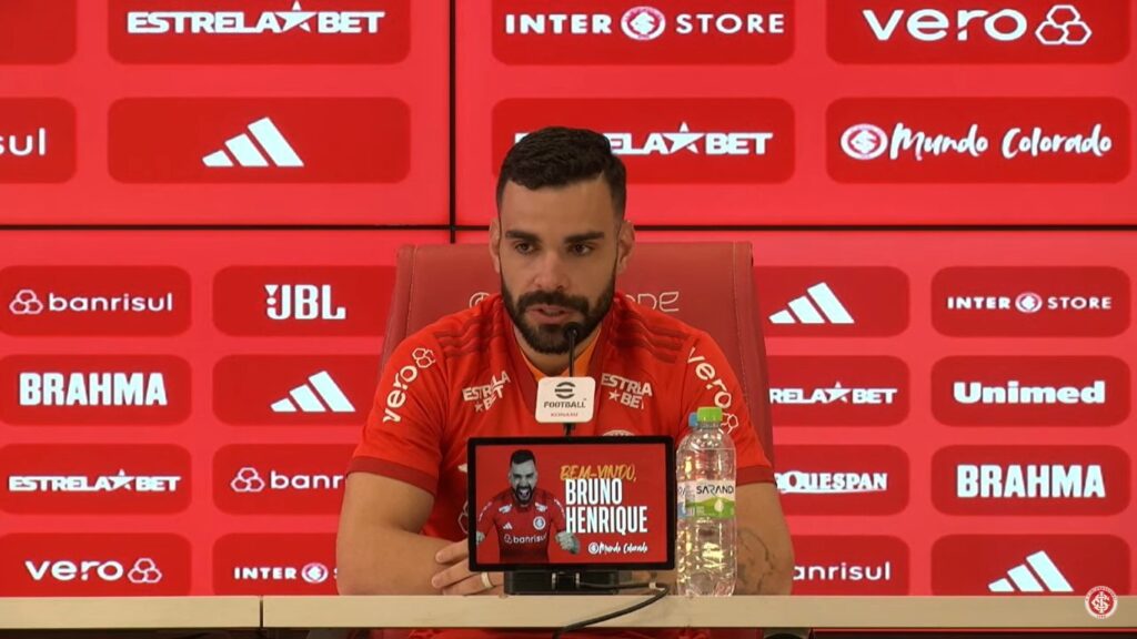 Bruno Henrique é apresentado e explica o motivo para escolher o Inter