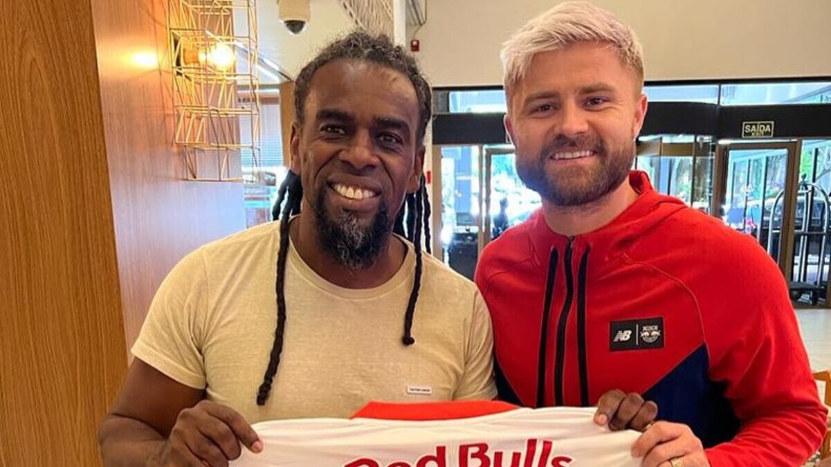 Tinga encontra Sasha e faz pedido antes do jogo entre Inter e Red Bull ...