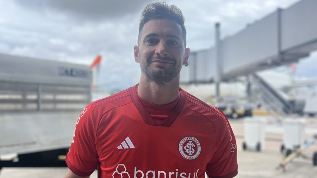 Saiba quando pode acontecer a estreia de Lucas Alario pelo Inter