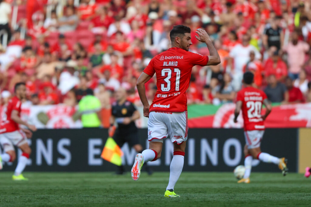 Magrão se pronuncia sobre os primeiros jogos de Lucas Alario pelo Inter