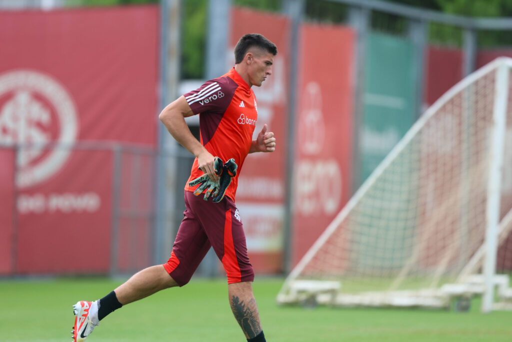 Dirigente do Inter faz revelação sobre Sergio Rochet