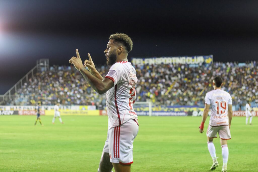 Wesley leva a melhor em ranking do Brasileirão