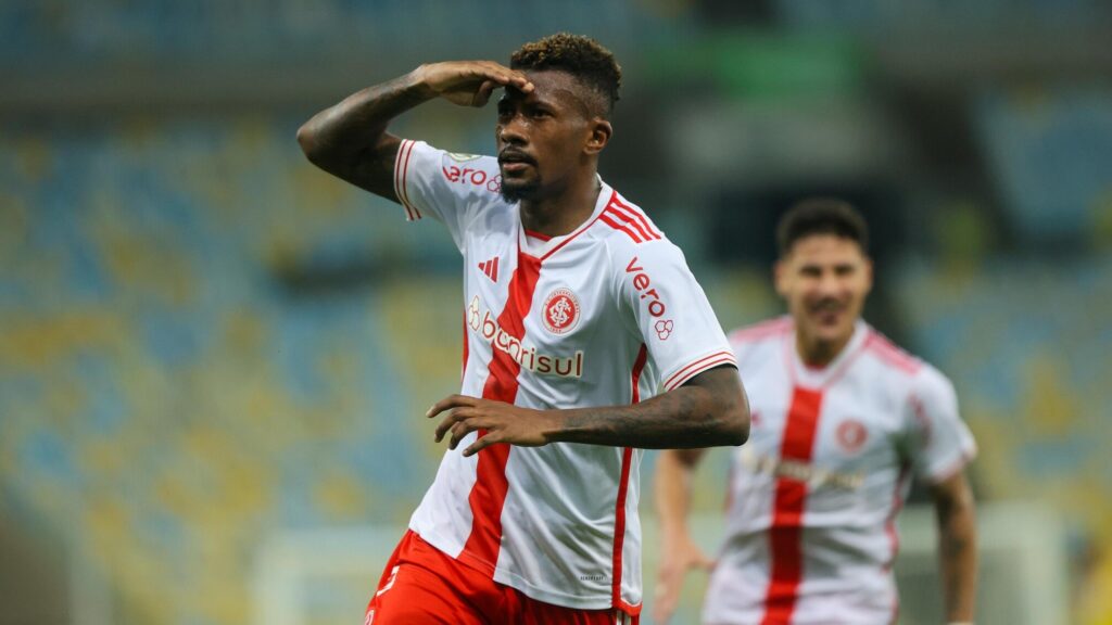 Inter oficializa saída de Igor Gomes; confira os valores