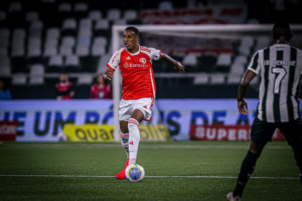 Inter confirma saída de Robert Renan; saiba quanto o clube gaúcho ...