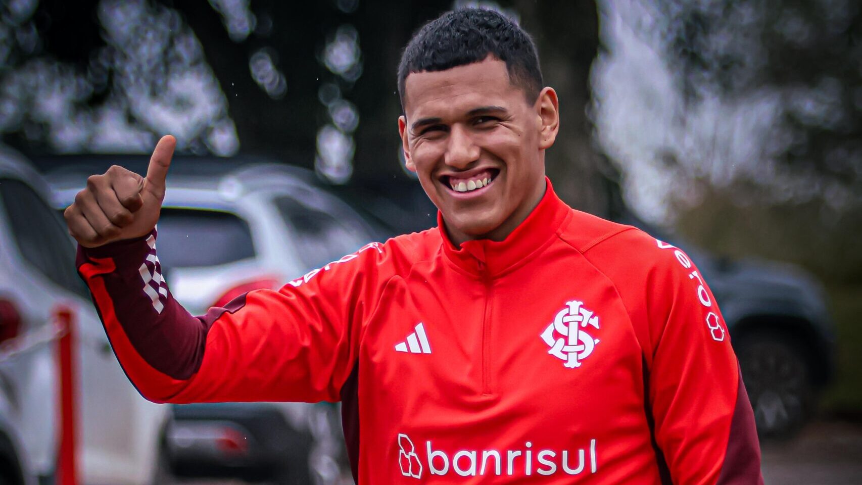 Braian Aguirre é apresentado pelo Inter e revela se pode estrear contra ...