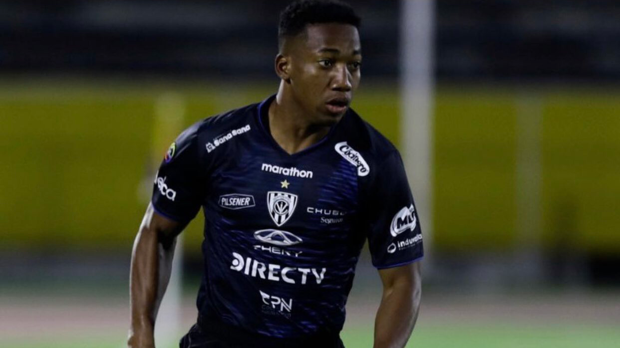Jornalista coloca lateral equatoriano na mira do Inter
