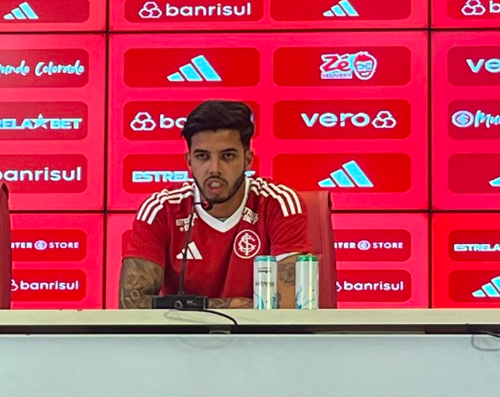 “Sou um novo homem”: Kaique Rocha é apresentado pelo Inter e fala sobre ...