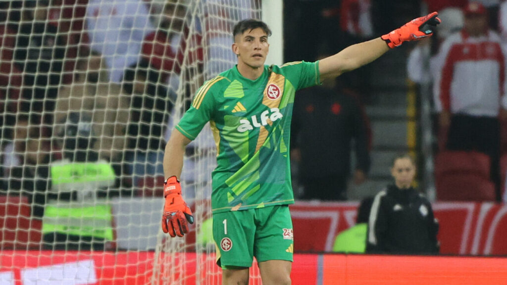 O que disse Sergio Rochet após voltar a atuar e garantir vitória do Inter