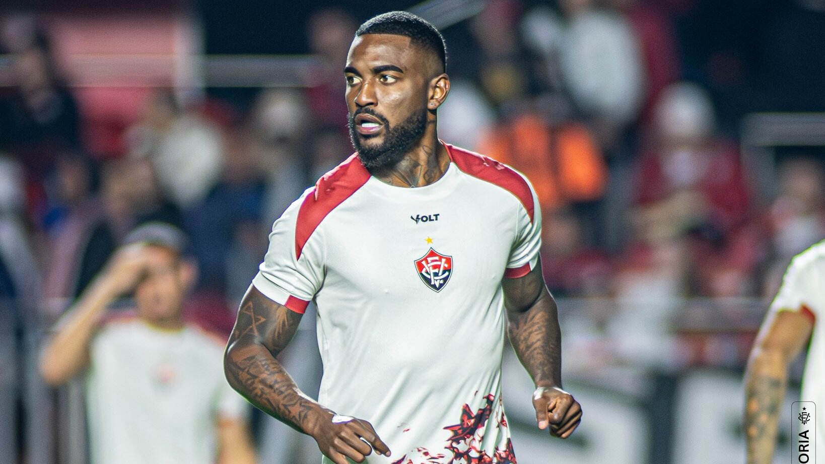 Apresentado no Vitória, Ramon abre o jogo sobre passagem pelo Inter