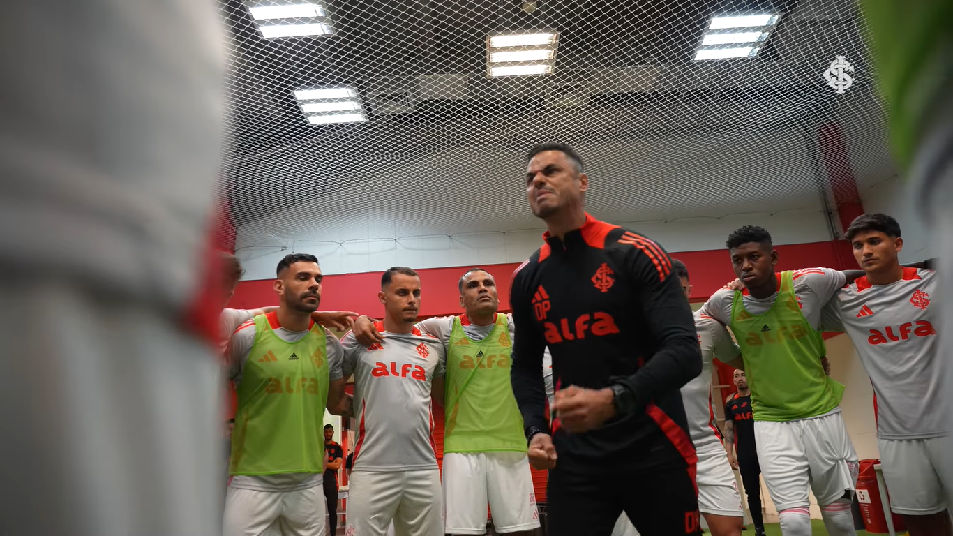 Inter divulga bastidores da vitória diante do Botafogo e discurso de preparador físico viraliza