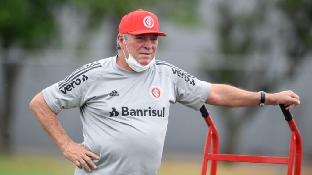 Abel Braga dá declaração animadora envolvendo futuro do Inter