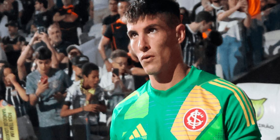 Jornalista traz notícia preocupante sobre o goleiro Rochet